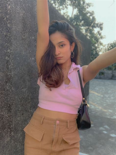 fashion content creator anushka hazra simplysxy