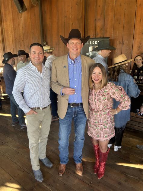 Cmn Bourbonbbqbands Velera Hellen Gonzalez Mslm