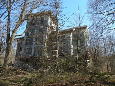 The 11 Best Abandoned Places In Vermont For 2024 And Beyond