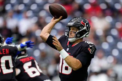 Source Bears Signing Former Texans Uh Quarterback Case Keenum To One Year 3 Million Deal