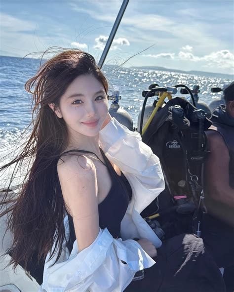 米娅 米娅 Added A New Photo