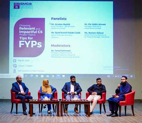 SMCS Hosted A Panel Discussion On Selecting Impactful CS Project Topics For FYPs