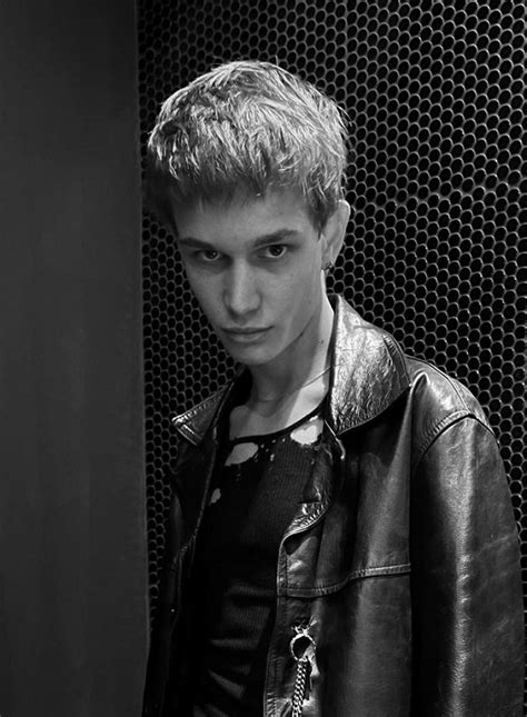 Dennis Models Profile Exileshype Inc