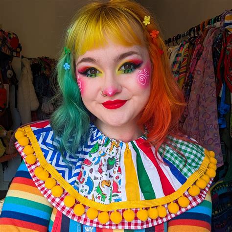 Primary Two Tier Patchwork Collar Shandelions