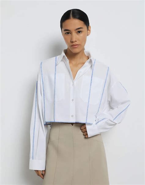 Белая укороченная рубашка с контрастными швами Gwt004080 2 купить по цене от 599 рублей с