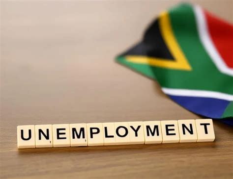 South Africas Unemployment Rate Rises To 332 Women And Youth