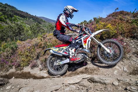 Davide Guarnieri La Luce In Fondo Al Tunnel
