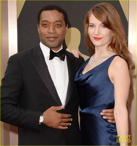 Chiwetel Ejiofor And Girlfriend Sari Mercer Strolling In Beverly Hills