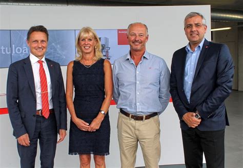 David Larcombe Bids Fond Farewells After 40 Years Service Bystronic