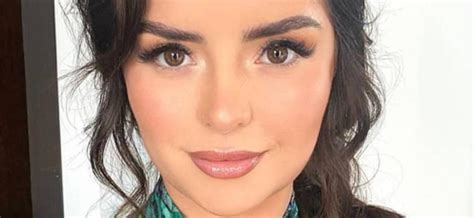 Demi Rose Showers Bare Buns Outdoors While Removing Bikini