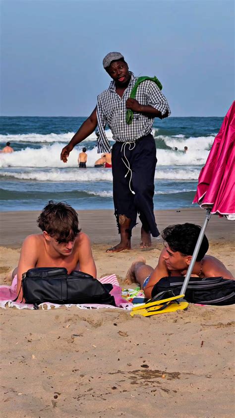 Best Beach Pranks Napi Humor Comedy Prank Reelsfbシ Fyp Parati