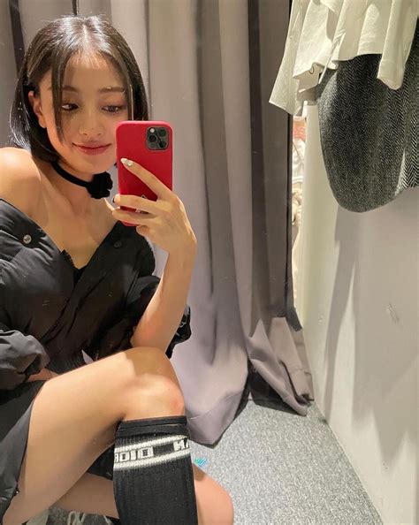 220929 Twice Jihyo Instagram Update Kpopping