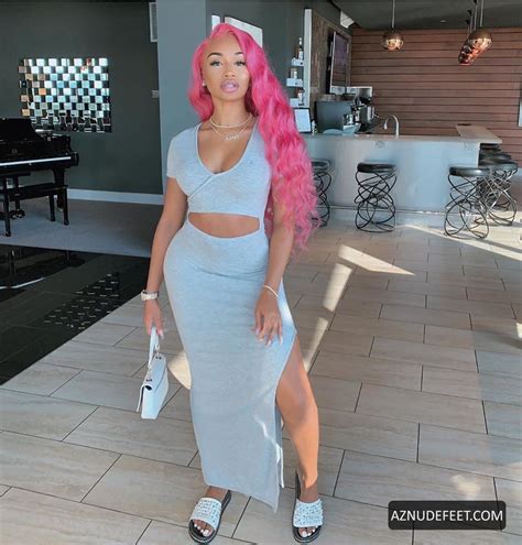 Karin Jinsui Feet Aznudefeet