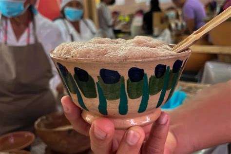 Pozontle La Bebida Espumosa Que Se Sirve En Bodas Y Solo Preparan Las