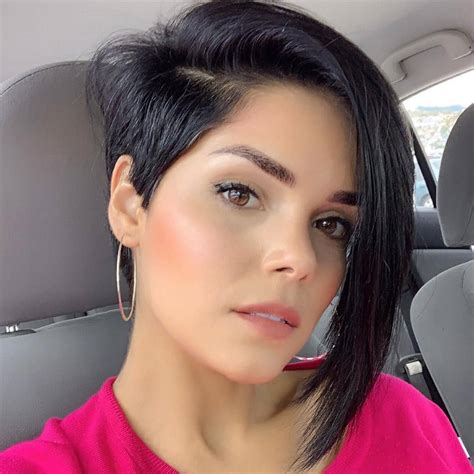 Top 10 Asymmetrical Haircuts For Women In 2023 Page 4 Of 4