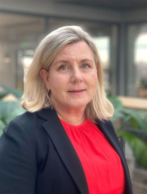 Erika Burlin Hellman Blir Ny Kommunikationschef På Danderyds Sjukhus 🙌 Erika Burlin Hellman Har