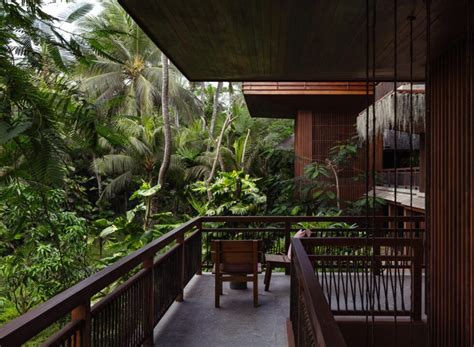 Finding Lost Lindenberg Manual Jakarta