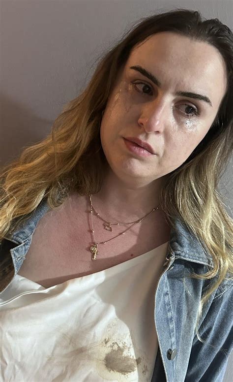 თაია დას უნდა შევხვედროდი და შემდეგ ერთად ავსულიყავით სახლში გზაში