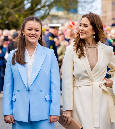 King Frederik Queen Mary Princess Isabella Prince Vincent And Princess… Mischa Schoemaker