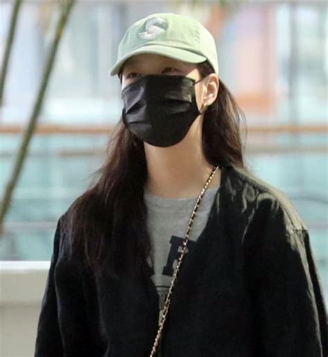 Neyy 🍒 On Twitter Bare Face Gon Casual Style 🫶🏻