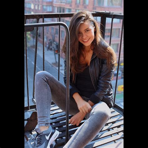 Malinkas Photo Portfolio 0 Albums And 40 Photos Model Mayhem