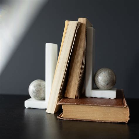 Foreside Functional Decor Candf Enterprises Inc