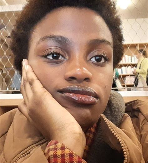 Profil De Bubble Bee Bubblezbeez Pinterest