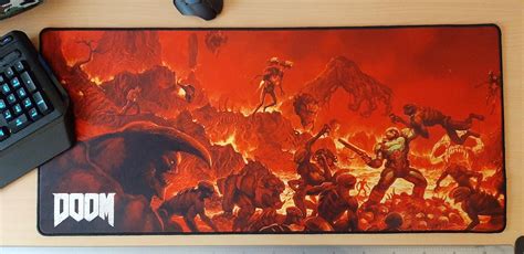 This Thicc Mouse Pad R Pcmasterrace