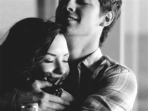 What Do Different Kinds Of Hugs Say About Your Relationship Fnp