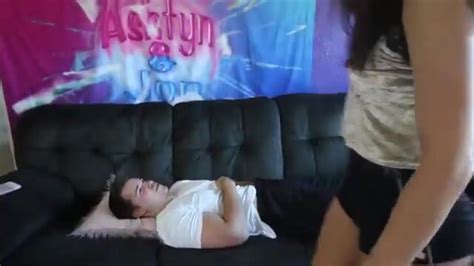 Facesitting Bdsm Thisvid Com