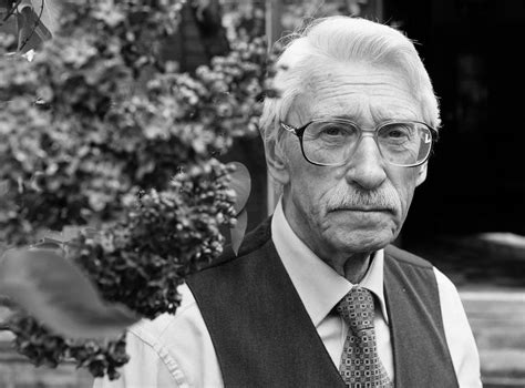 Mirė Aktorius Laidos „gerbkime žodį“ Vedėjas Karolis Dapkus Alkas Lt