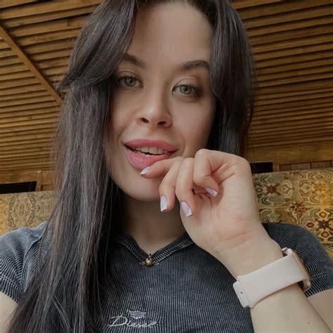 Julia 🐈‍⬛ Juliabogatyreva • Threads Say More