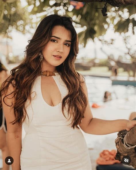 Roshni R Beautifulindianwomen