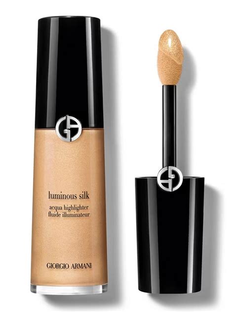 The Candy Cane Blush Trend Is Taking Over Tiktok — Heres How To Do It Glamour Uk