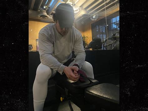 David Corenswet Getting Jacked For Superman Legacy Role Hollywood Entertainment News