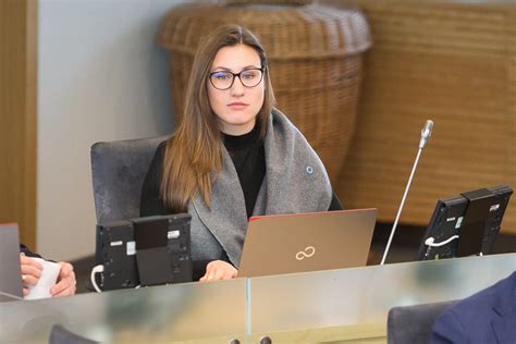 Seimo Narė Rūta Miliūtė Tapo Mama