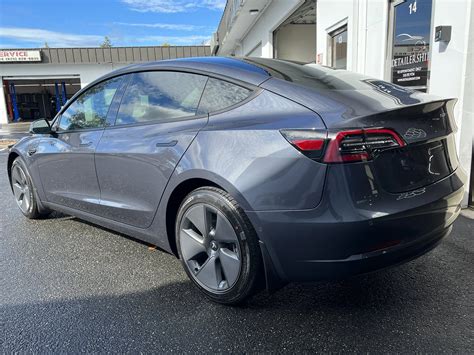 2021 Tesla Model 3 Grey Metallic — Detailership™