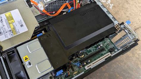 Dusting Off Dell Optiplex 960 Sff Pc New Screwdriver