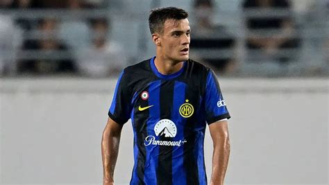 Tanti Auguri Aleksandar Stanković Interit