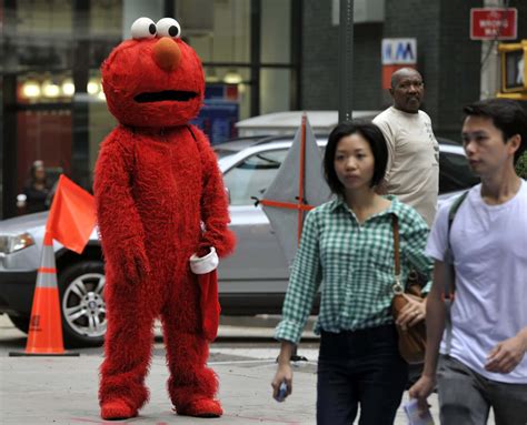 [100 ] Elmo Pictures