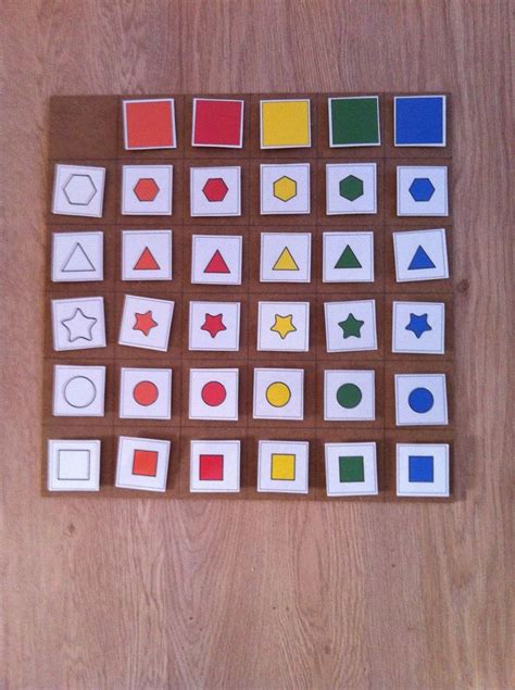Priradenie Farieb Montessori Aktivity Pre Preschool Kleuterschool Thema Vormen Leren