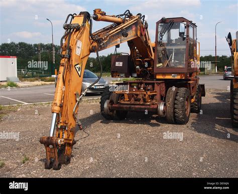 The Case Poclain 688 Is A Hydraulic Excavator Known For Its Powerful Digging Capabilities And