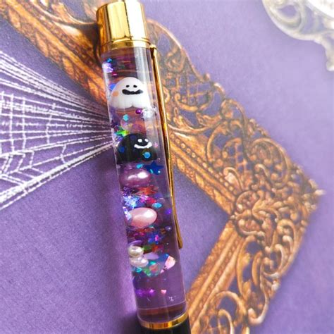 動くマシュマロ おばけ ボールペン ココハチ工房 Minne 国内最大級のハンドメイド・手作り通販サイト