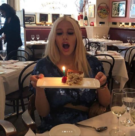 ასე აღნიშნა ორსულმა ნუკი კოშკელიშვილმა დაბადების დღე