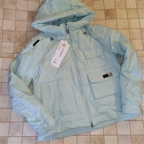 Чудова курточка — ціна 2250 грн у каталозі Куртки Купити жіночі речі за доступною ціною на Шафі