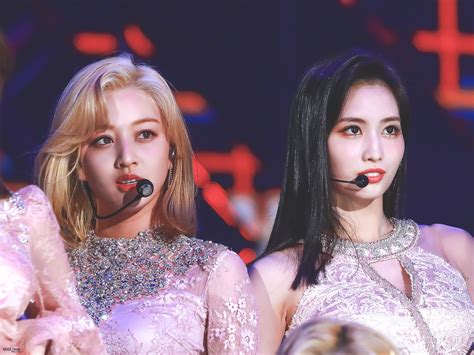 200104 Dont Mess With Momo And Jihyo Rtwice