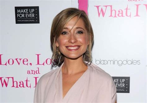 Sale De La Cárcel La Actriz Allison Mack Condenada Por Ser Cómplice De