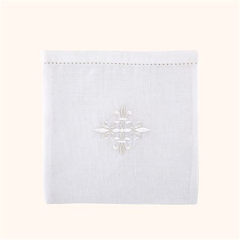 Chalice Pall 100 Linen Jc685 3 Pk Mckay Church Goods