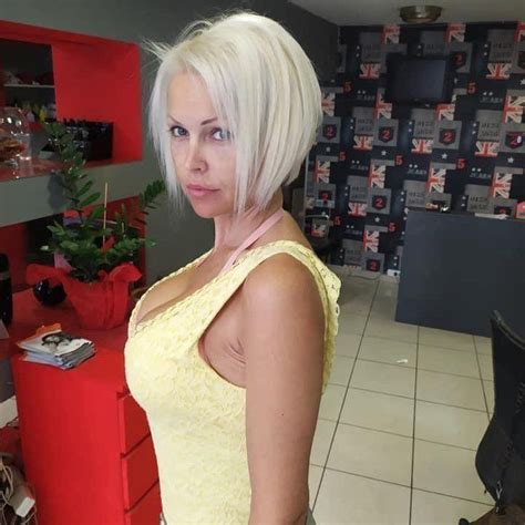 Πηνελοπη Τσιντικη Added A New Photo Πηνελοπη Τσιντικη