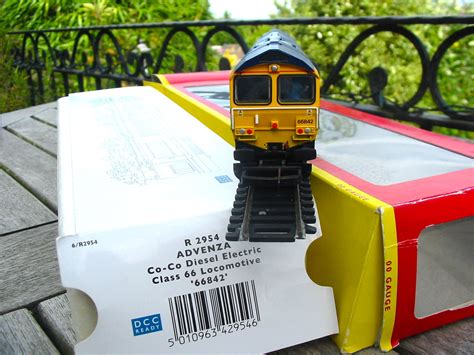 Hornbylima R2954 Class 66 842 `advenza Freight` In Dark Blue Livery